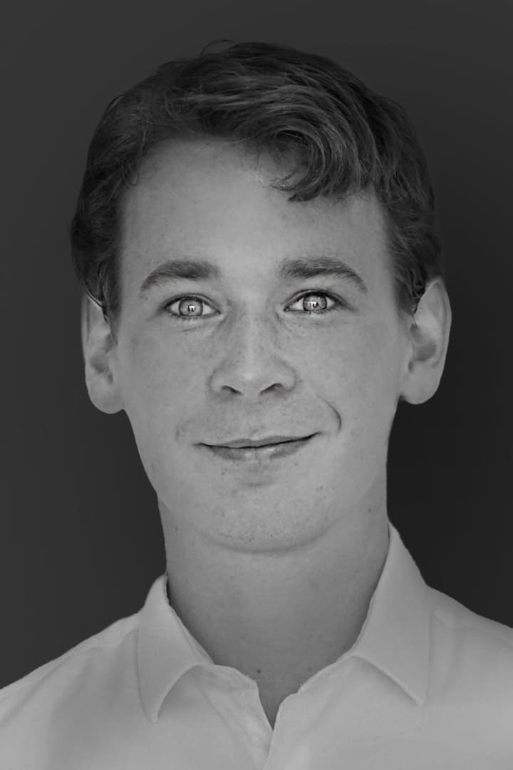 Oliver Dutton's Instagram, Twitter & Facebook on IDCrawl